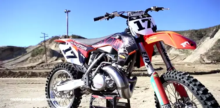 SMOKE FILES: WE RIDE DEREK HOWERTON's KTM 250SX สองจังหวะ - Motocross ...
