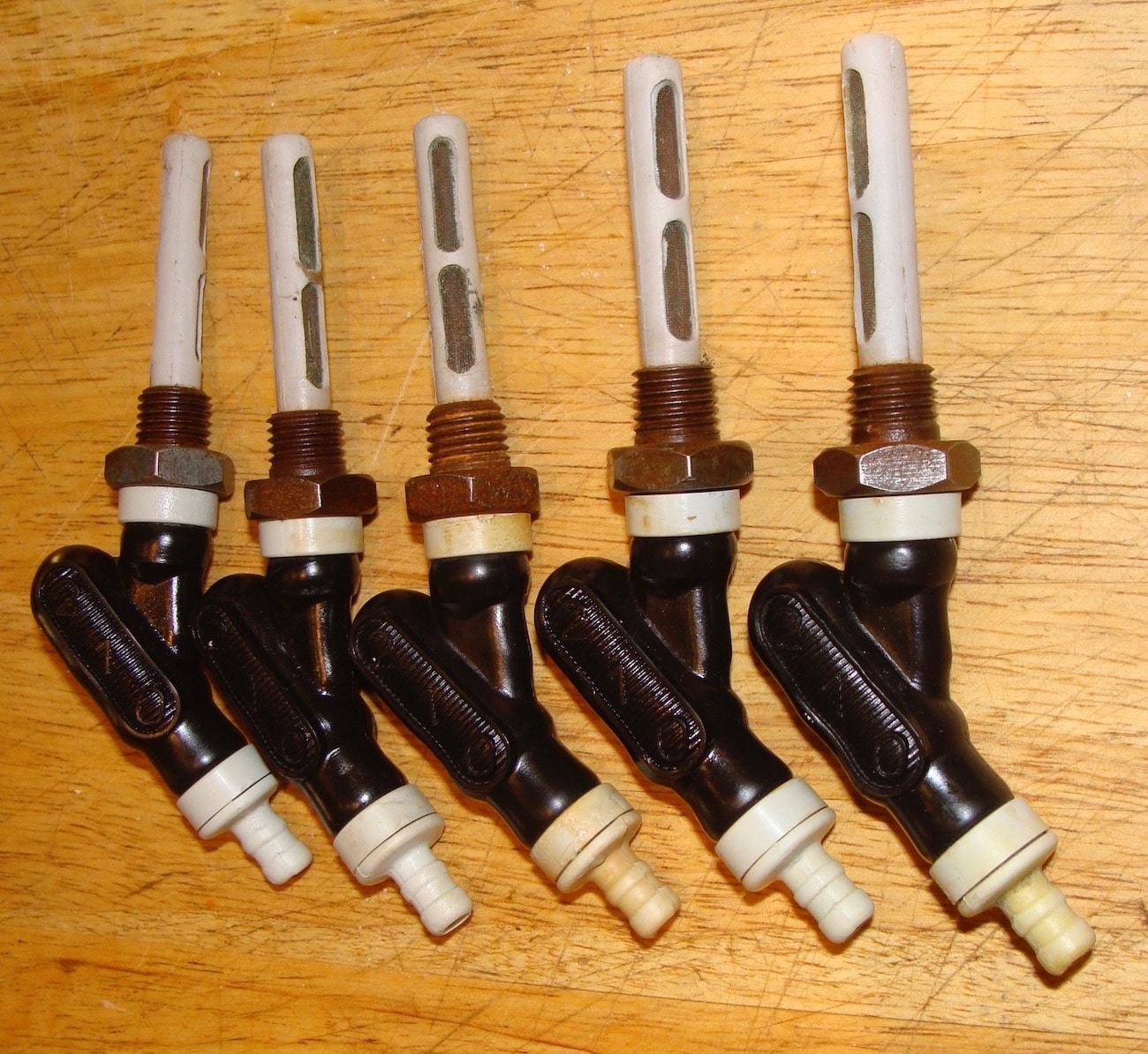 FORGOTTEN MOTOCROSS TECH: THE CREATIVE PETCOCK WITH THE UNFORTUNATE ...