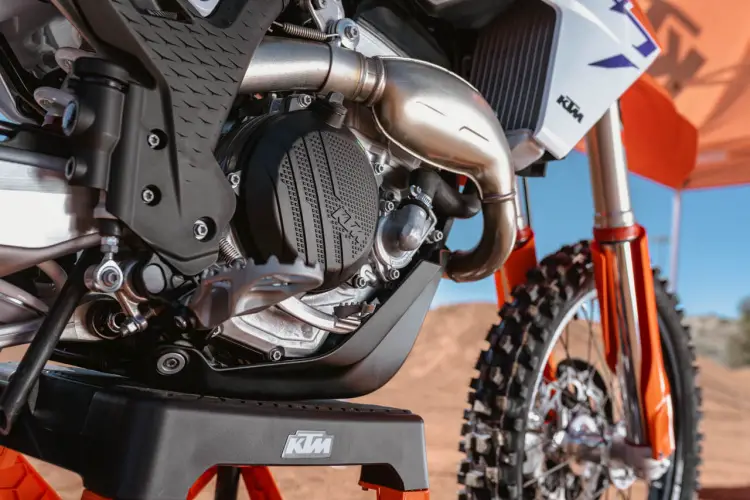 MXA RACE TEST: THE REAL TEST OF THE 2023 KTM 250SXF - Motocross Action ...